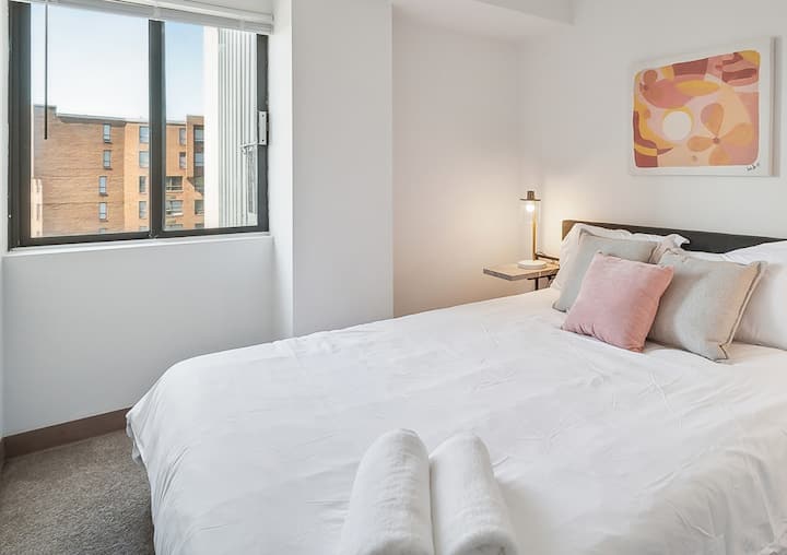 Pp 1002  Modern Corporate 2br, Pool, Gym - Harrisburg, PA