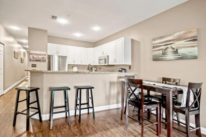 Sandy Retreat | Gorgeous 18th Hole Ground Level Co - Myrtle Beach