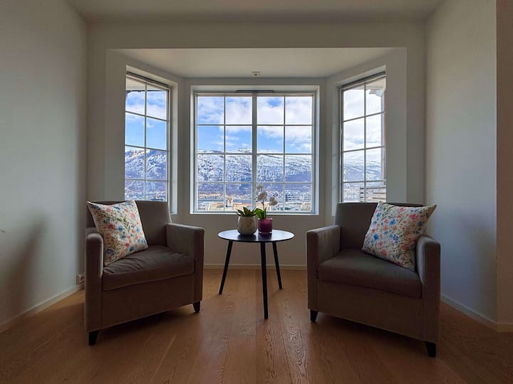Beautiful House With Great View - トロムセー