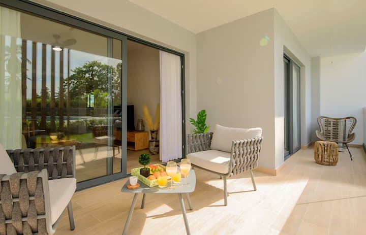 Beautiful Apartment With Direct Access To The Pool - Punta Cana