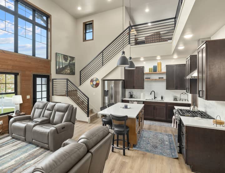 Cozy Mountain Retreat - Red Lodge, MT