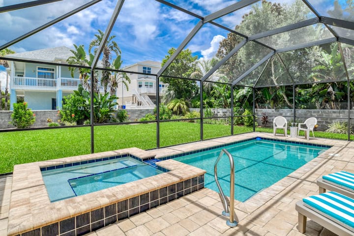 Private Pool, Ocean Views, Close Beach Access! - St. Augustine Beach, FL