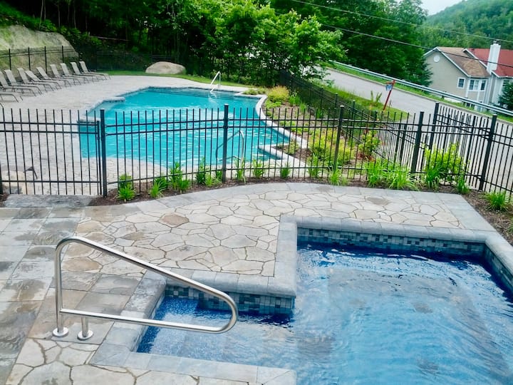 Condo Mont Tremblant - Piscine - Mont-Tremblant