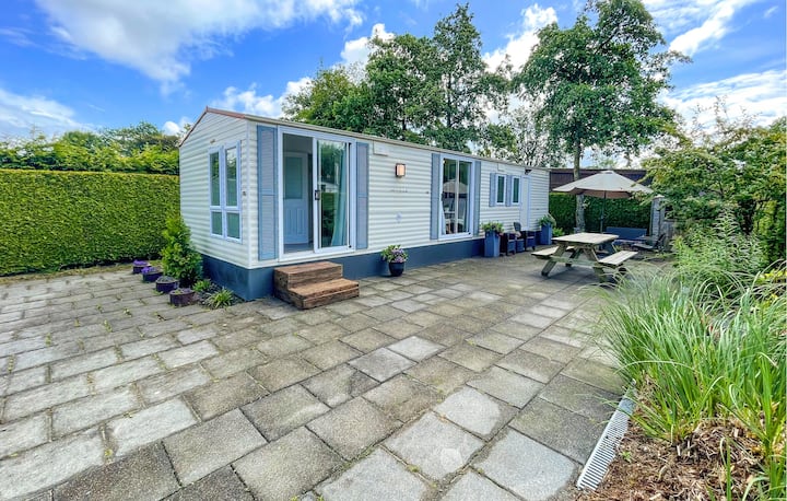 Stunning (Sta)caravan In Tzummarum - Franeker