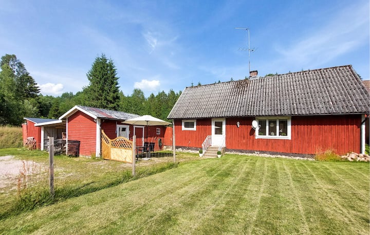 Awesome Home In Vittsjö With Wifi - Markaryd