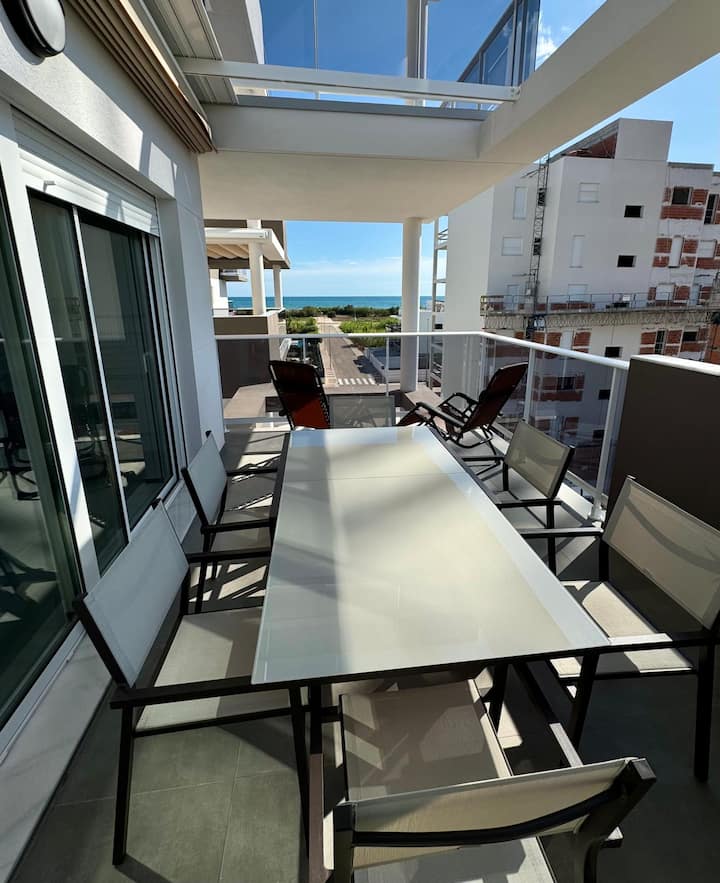 At Gregal Iv - Oliva