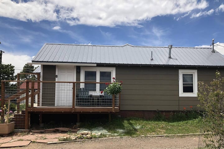 Chickadee Cottage - Cute And Cozy - Estes Park, CO