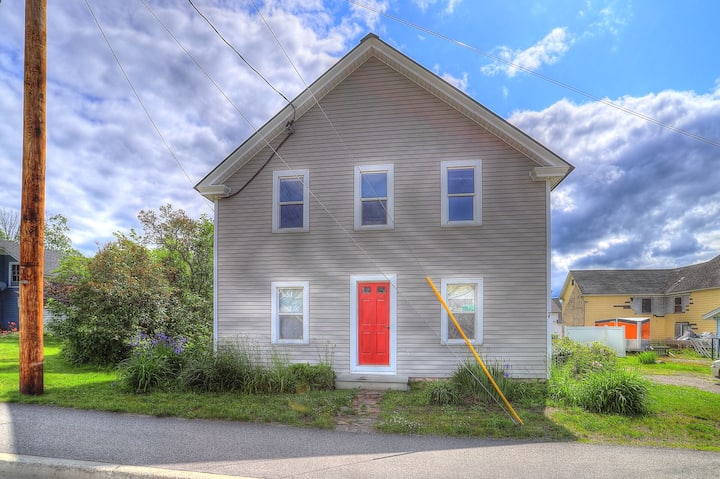 7 Allen Street - Cozy 3 Br Home In Rangeley! - Rangeley, ME
