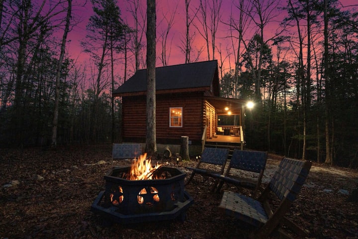 Luxury, Rustic Honeymoon Cabin —> Hot Tub <— Bsf - Big South Fork National River and Recreation Area, Oneida