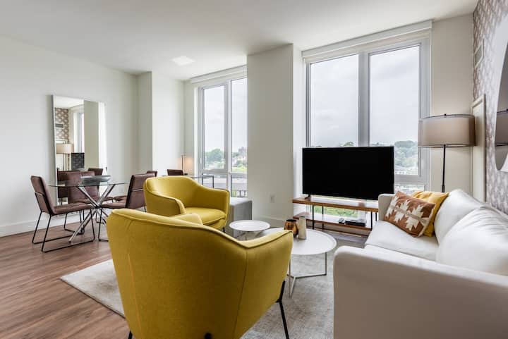 Modern And Spacious Two Bedroom In White Plains - White Plains, NY