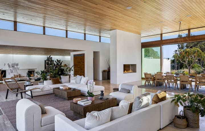 Elegant Hideaway, Pools, Hot Tub, Fire Pit & Views - Malibu