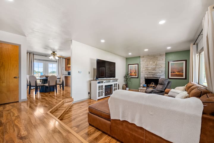 Rancho Alegre-clean & Safe With Trailer Parking - Pueblo, CO