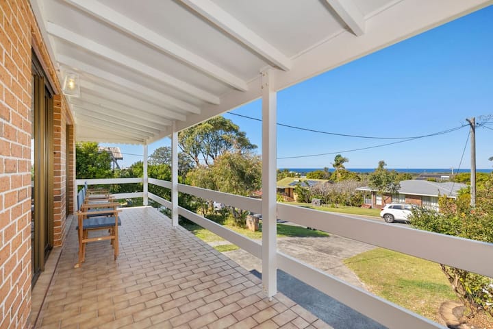 Sunset House On The Hill - Kingscliff