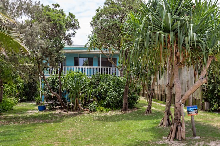 16 The Esplanade - Boreen Point