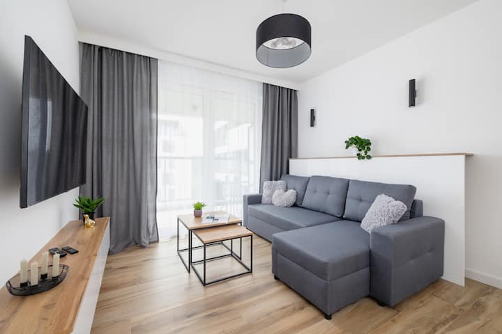 Al. Pokoju 81c | Cozy Apartment | Parking - Krakova