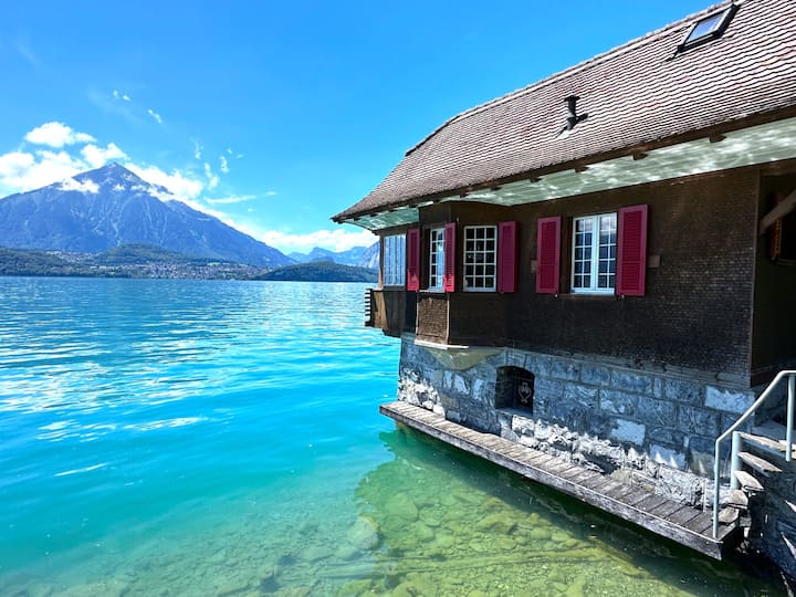 Swisshut Stunning Views Alps & Lake - Sigriswil