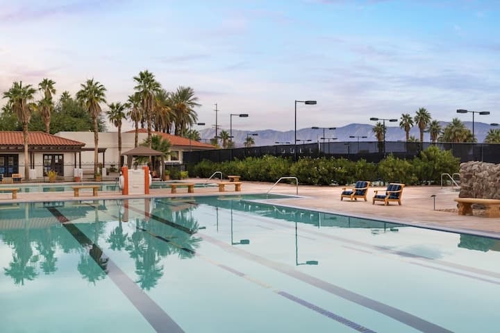 Deluxe Poolside Room At La Casa Del Zorro, Tennis - Borrego Springs, CA