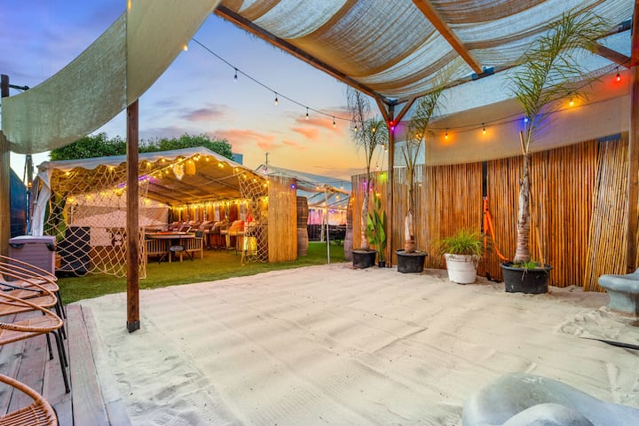 Speakeasy Beach With Poker & Pool Table - Chula Vista, CA
