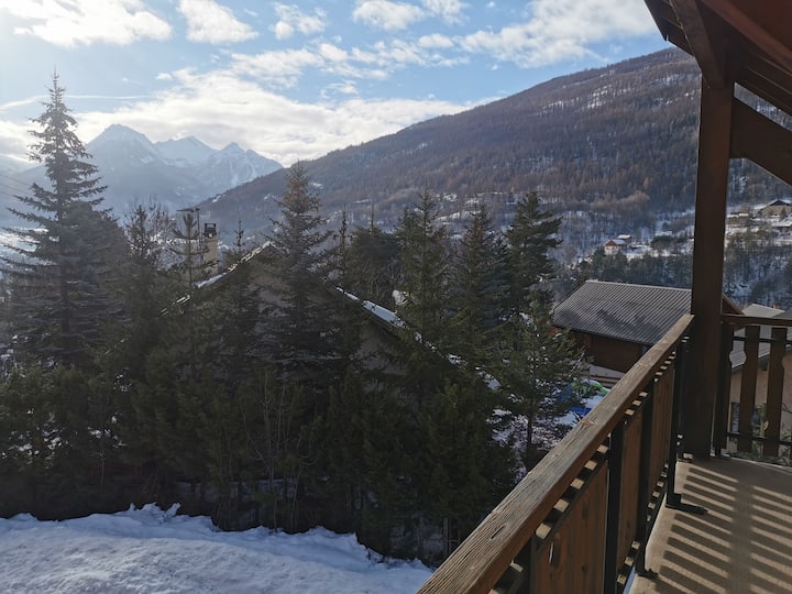 Beau Duplex Avec 2 Balcons Et Vue - Briançon