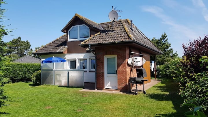 Ruhiges Ferienhaus In Goting Mit Grill, Terrasse. - Oldsum