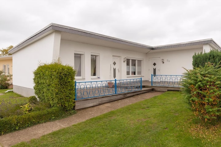 Bungalow An Der Ostsee Mit Viel Naturholz - Boltenhagen