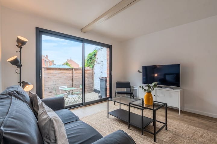 Maisonette 2 Chambres Avec Cour, Proche Tram - Kortrijk