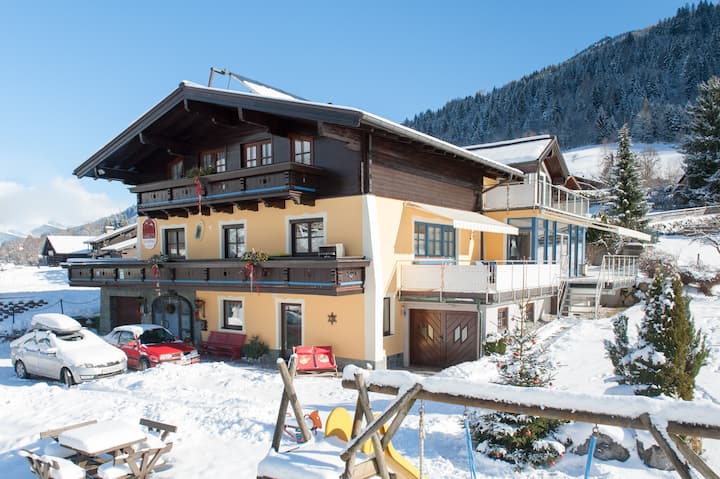 Haus Katharina - Maiskogelblick, Sauna & Mountain - Kaprun