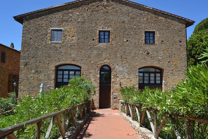 Wohnung Auf Der Ersten Etage - Campiglia Marittima