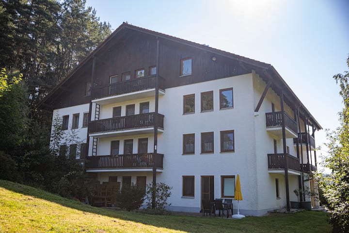 Ferienwohnung Mit Zwei Schlafzimmern Und Terrasse - Weißenstadt
