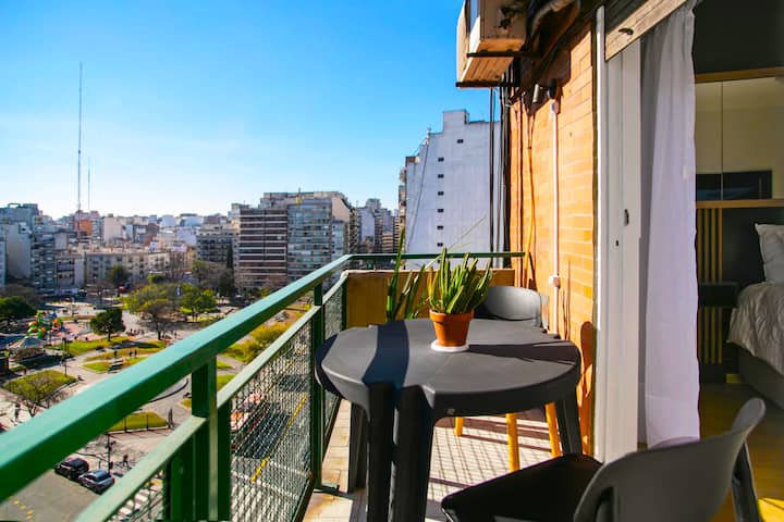 48- Apt. Moderno Con Gran Vista A La Plaza En Bsas - Buenos Aires