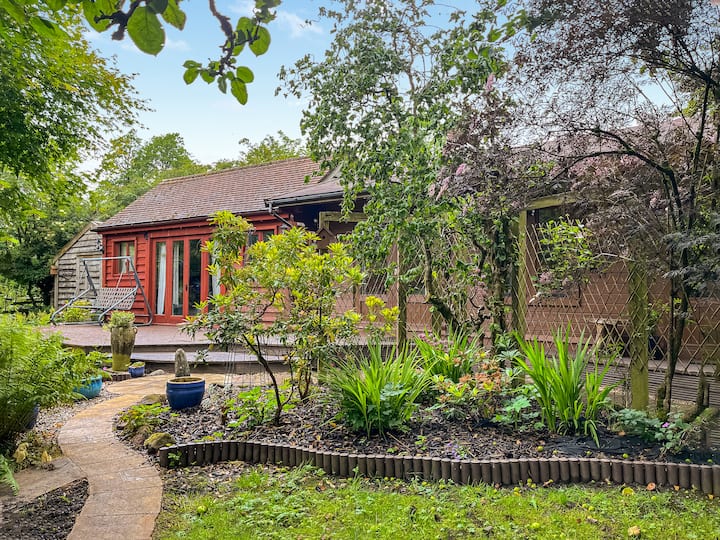 Ivy Lodge - Rudyard Lake
