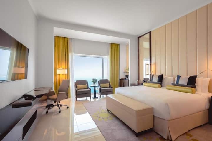 Superior Room Near Marina Mall Abu Dhabi - Abu Dhabi