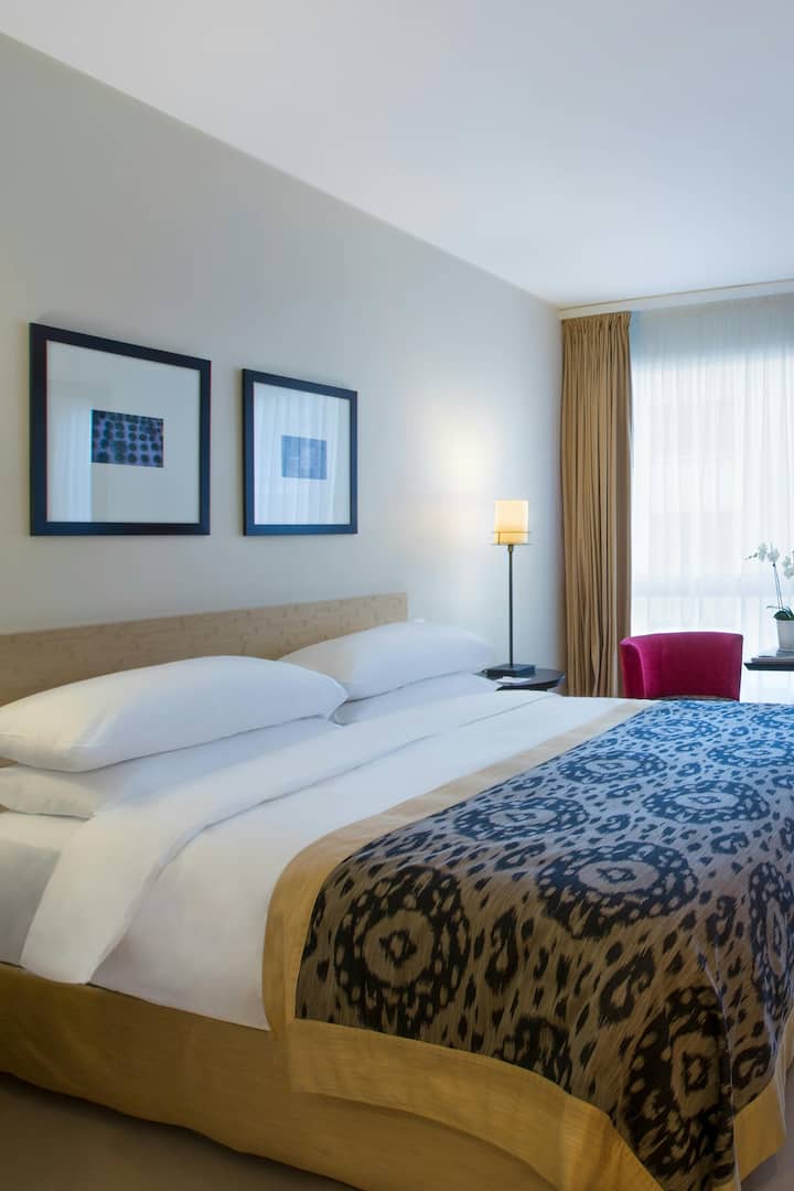 Feng Shui Inspired Room At Hôtel Jade - Genève