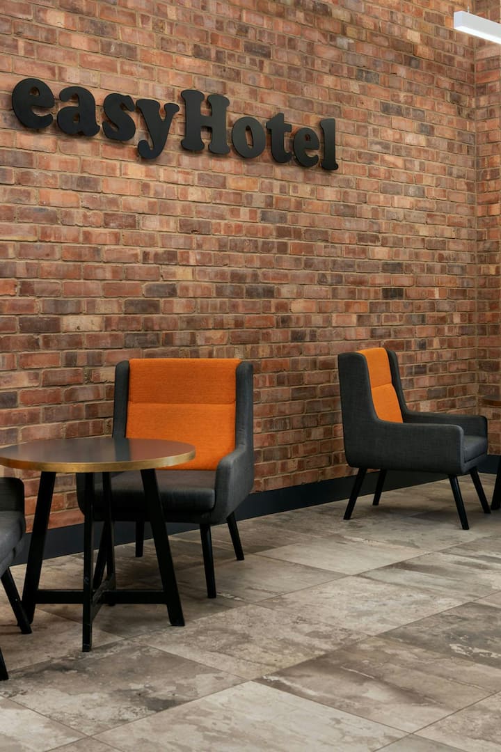 Easy Walk To The O2 Academy & Crucible Theatre - イギリス シェフィールド