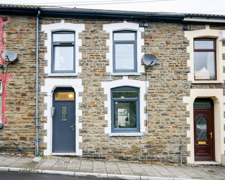 Cwmparc Cottage Rhondda Valley By Staystaycations - South Wales