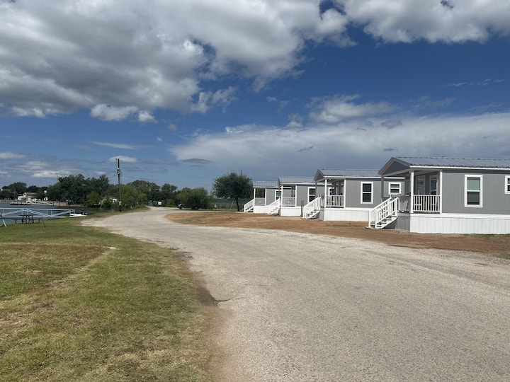 Waterfront 2 Bedroom Cabins - Possum Kingdom Lake, TX