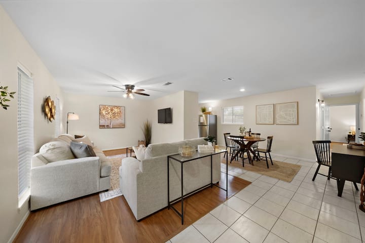 Charming Coastal Retreat In Seabrook, Tx - Pasadena, TX