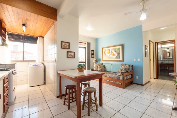 Comfortable Apart In Downtown Canasvieiras Yf2045 - Florianópolis