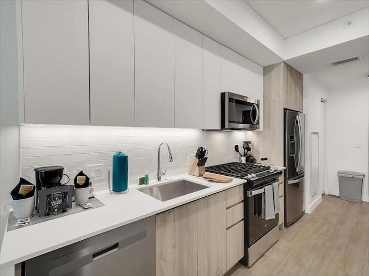 Perfect For Your Pets! Studio Nr Dining & Roro - Phoenix