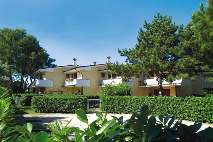 Holiday Apartment With Terrace And Air Conditionin - Bibione Pineda