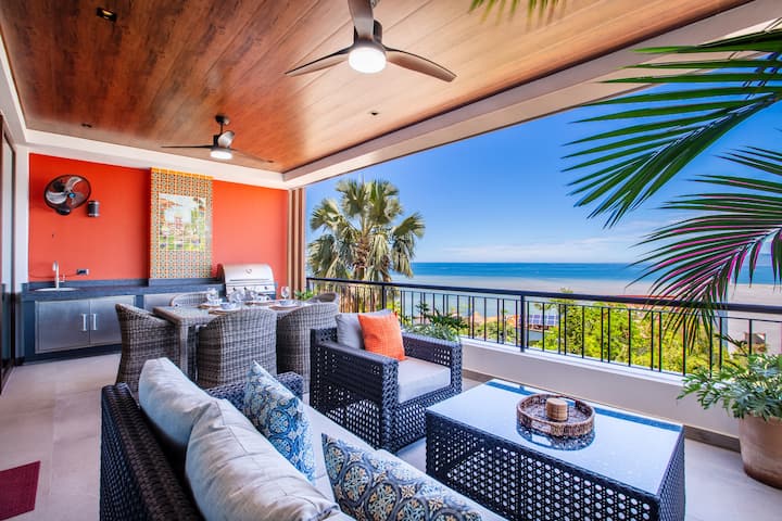 Art-inspired 2br, Near The Beach And Romantic Zone - Conchas Chinas