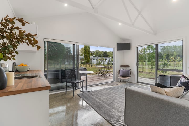 The Landing Pad - Matakana Holiday Retreat - Matakana