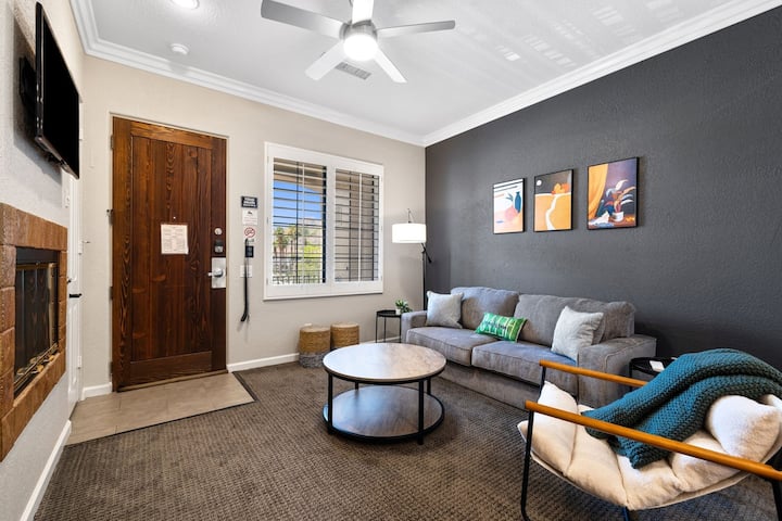 La Quinta Retreat 1br With Pool - La Quinta, CA
