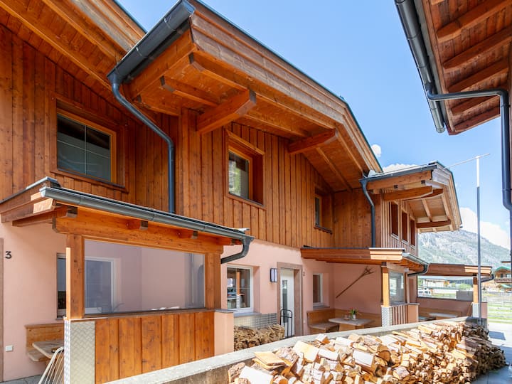 Belle Maison Mitoyenne à Habiter Seule - Längenfeld