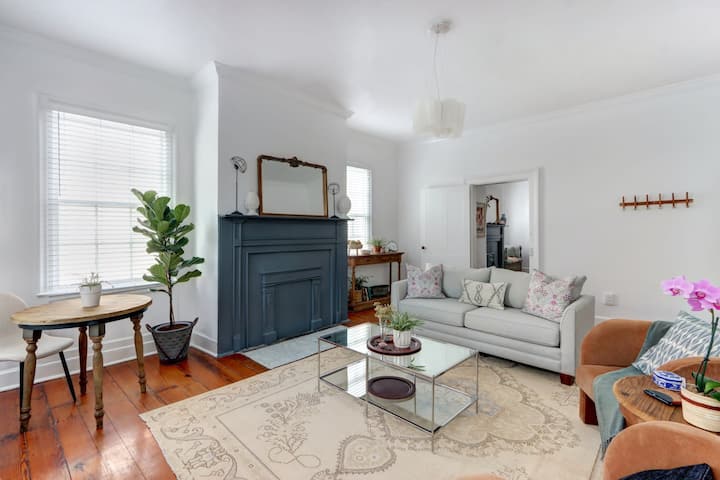 Heritage Loft @ The Murphy House, Chippewa Square! - Savannah, GA