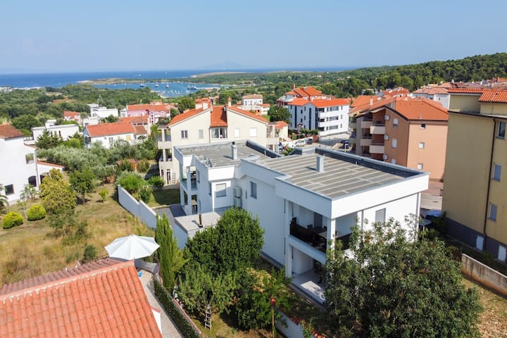 Modern Apartment Alisa With A Sea View - Medulin