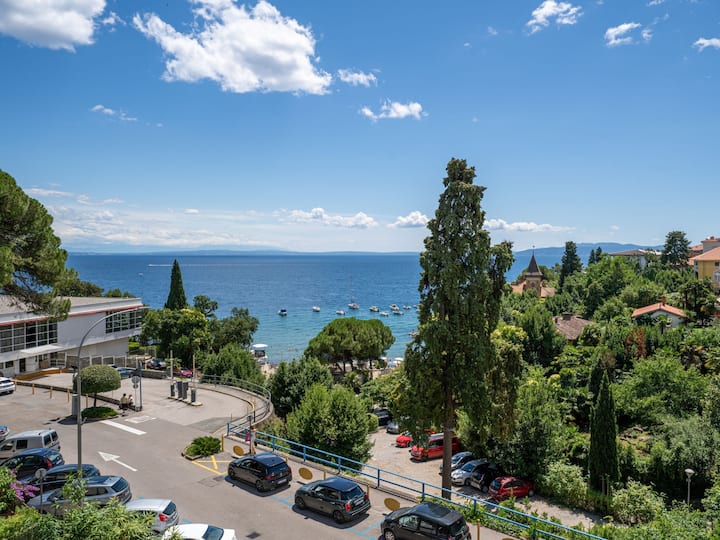 Floreano By Interhome - Opatija