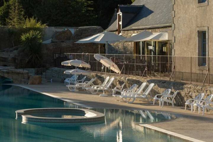 Camping 5 éToiles - Piscine - Ccaaagb - 캥페르