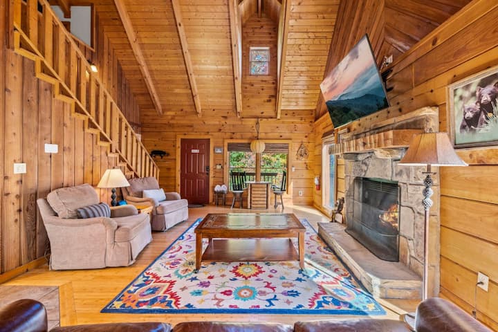 Friars5th: Hottub•jacuzzi•2kingsuites•dollywoodtkt - Gatlinburg, TN