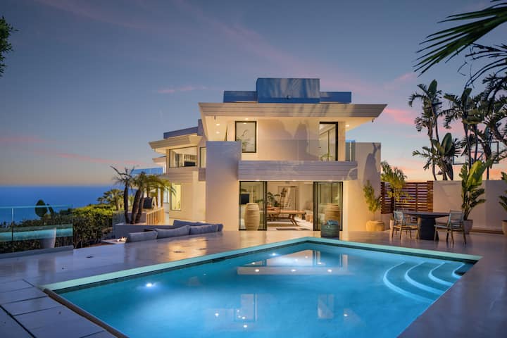 Malibu Blufftop Estate | 360 Ocean Views | Pt Dume - Malibu, CA